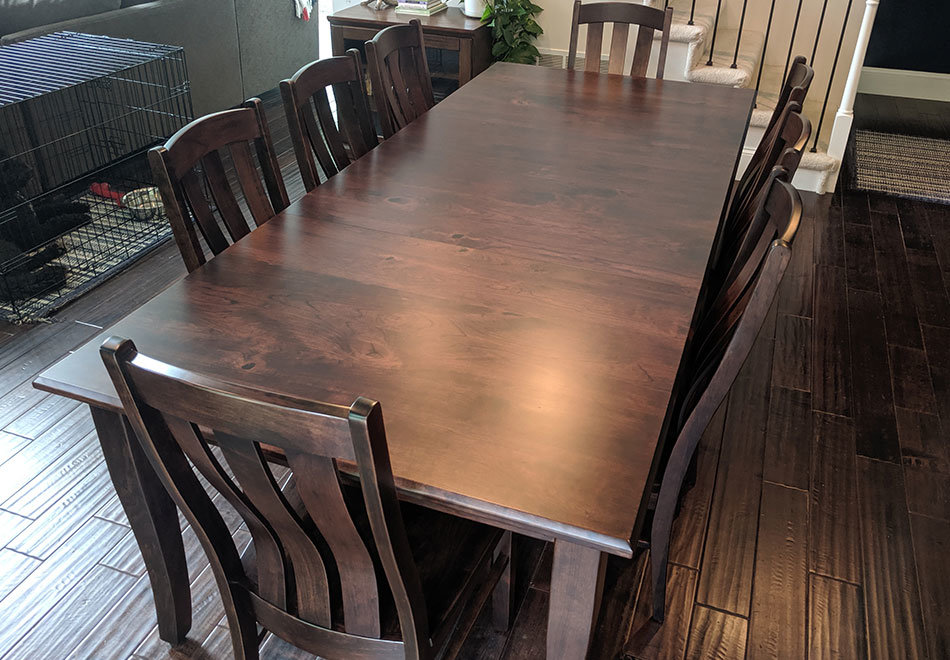 Dining Room Sets & Tables l Rogers City Home Furnishings